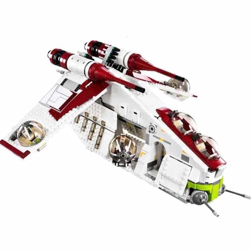 Star Wars rymdskepp + ljussabelpaket • Barn World