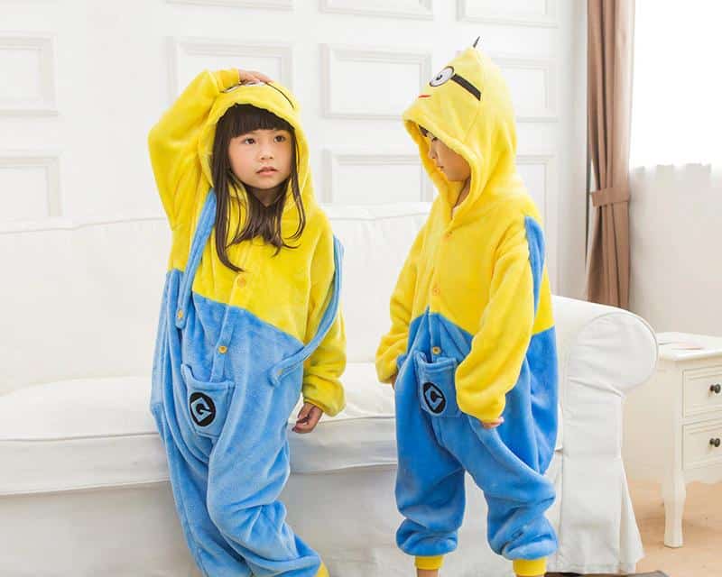 Varm tecknad fleece-pyjamas för barn • Barn World